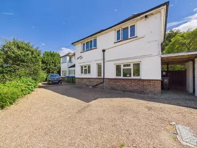Cozy 1 BA 1 bedroom apartment for rent in Sea Lane, East Prest.
