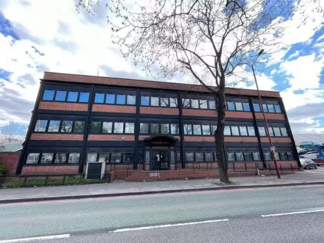 Rental! 1 BA 1 bedroom flat for rent in B2, Tomlinson House, 3.