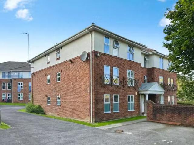 Just in! 1 BA 1 bedroom flat for rent in Langton Way, St Annes.
