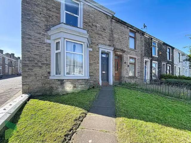 Charming 1 BA 1 bedroom flat for rent in Sudell Road, Darwen.