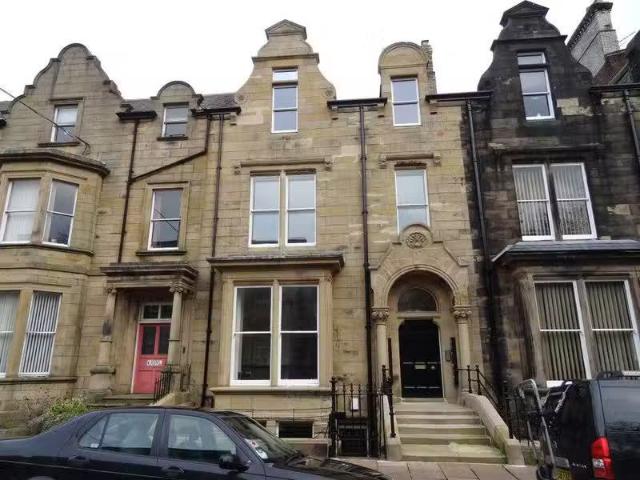Just in! 1 BA 1 bedroom flat for rent in Portland Square, Near.