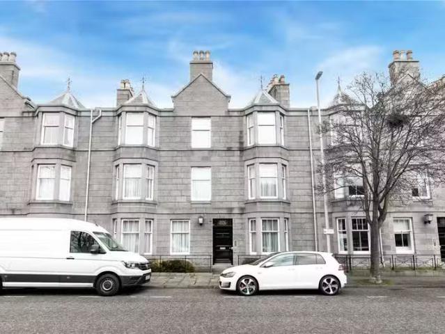 Nice 1 BA 1 bedroom flat for rent in Whitehall Place, Aberdeen.