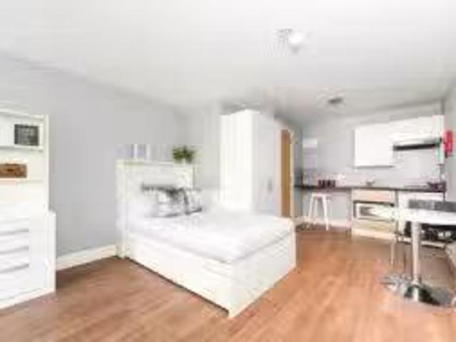 Cozy 1 BA 1 bedroom flat share for rent in Chester Student S.