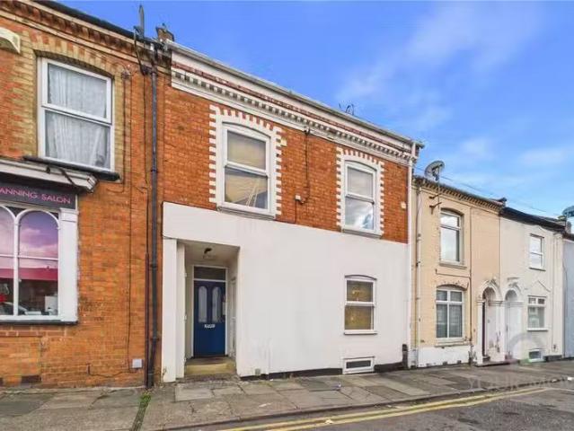 Cozy 1 BA 1 bedroom Flat to rent, Edith Street, Northampton, N.