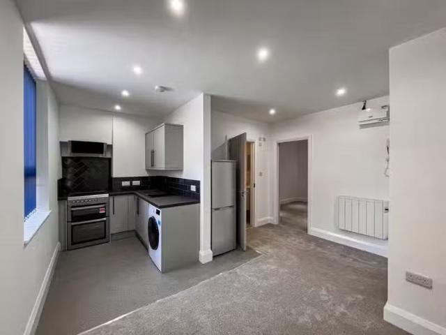 Cozy 1 BA 1 bedroom Flat to rent, Leicester Road, Loughborough.