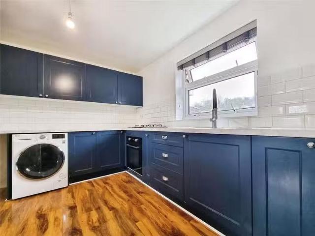 Cozy 1 BA 1 bedroom Flat to rent, Somerset Close, Chatham, ME5.