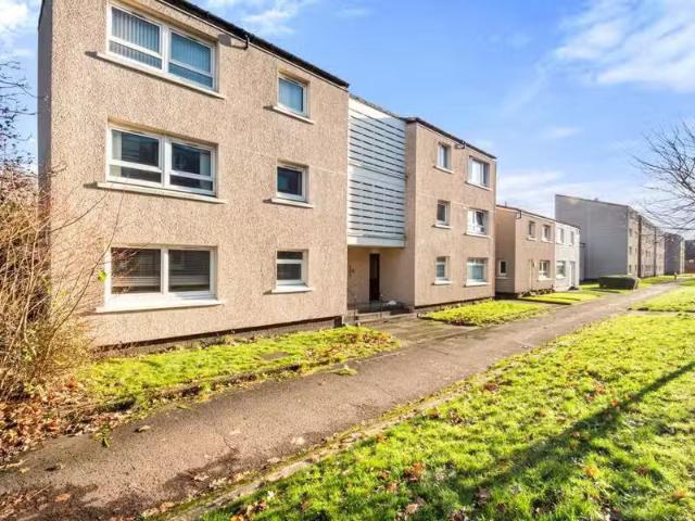 Just in! 1 BA 1 bedroom ground floor flat for rent in Plantati.