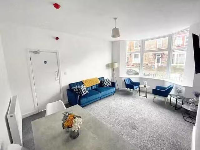 Nice 1 BA 1 bedroom house of multiple occupation for rent in C.