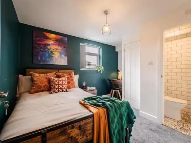 Deal! 1 BA 1 bedroom house share for rent in Charterhouse Road.