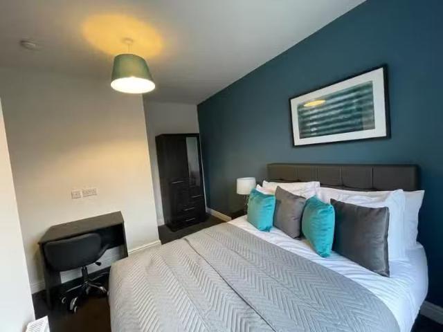 For Rent! 1 BA 1 bedroom house share for rent in Parkinson Str.