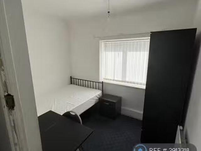 Cheap 1 BA 1 bedroom house share for rent in Pencombe Road, Li.