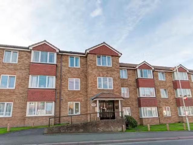 Cozy 1 BA 1 bedroom retirement property for rent in Sutton Dro.