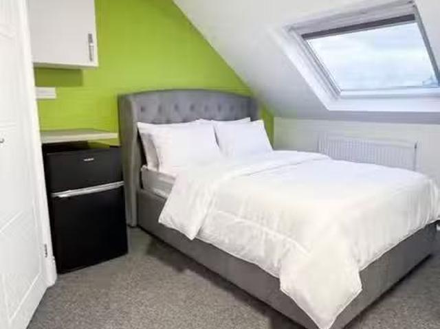 For Rent! 1 BA 1 bedroom terraced house for rent in Brighton R.