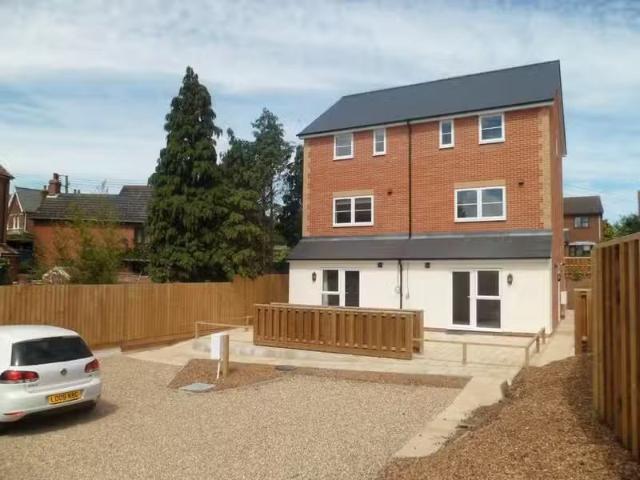 Nice 1 BA 2 bedroom maisonette for rent in Leiston, Suffolk, I.