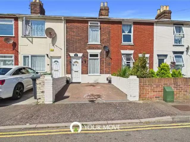 Unique 1 BA 2 bedroom Mid Terrace House to rent, Great Yarmout.