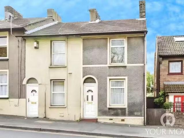 For Rent! 1 BA 2 bedroom Mid Terrace House to rent, Northfleet.