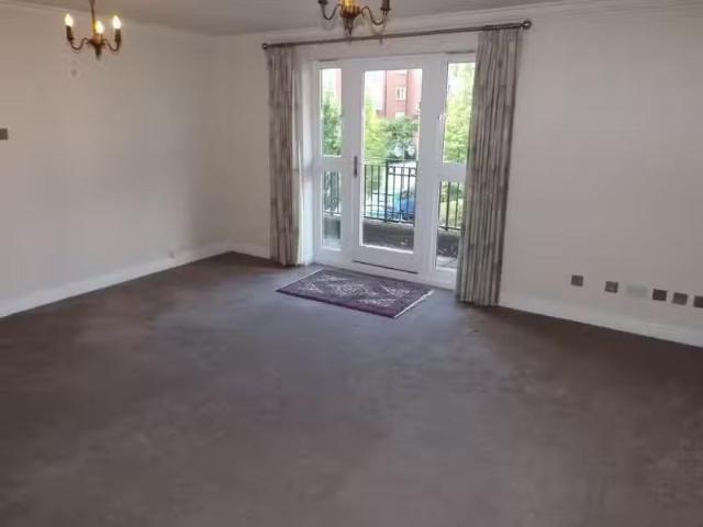 New 1 BA 2 bedroom apartment for rent in Walton House, Symphon.