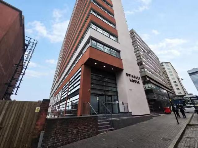 Cozy 1 BA 2 bedroom apartment for rent in Newhall Street, Birm.