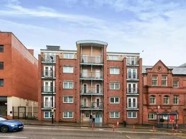 Cozy 1 BA 2 bedroom apartment for rent in Renaissance Court, B.