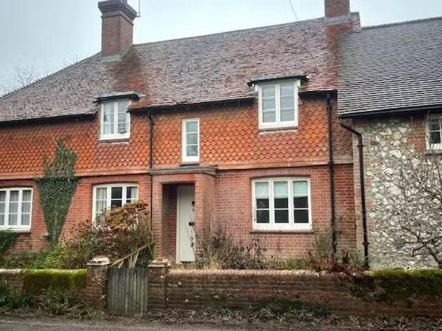 Unique 1 BA 2 bedroom cottage for rent in Water Lane, Wiston.