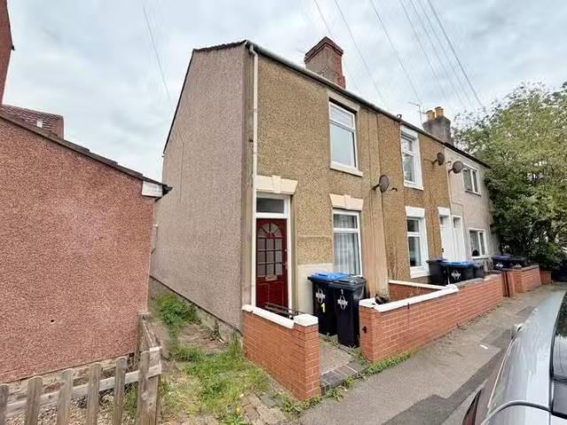 Deal! 1 BA 2 bedroom end of terrace house for rent in Hunter S.