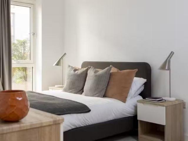 Just in! 1 BA 2 bedroom flat for rent in Allegro, Exchange Squ.