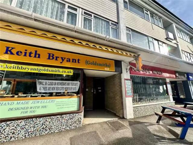 Cozy 1 BA 2 bedroom flat for rent in Bargates, Christchurch, B.