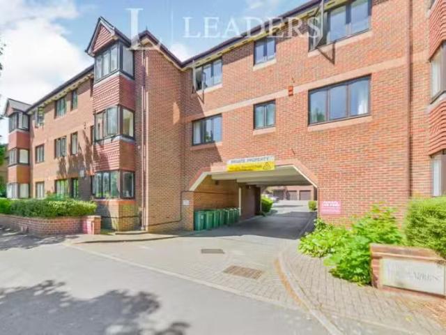 Just in! 1 BA 2 bedroom flat for rent in Granville Road, St. A.