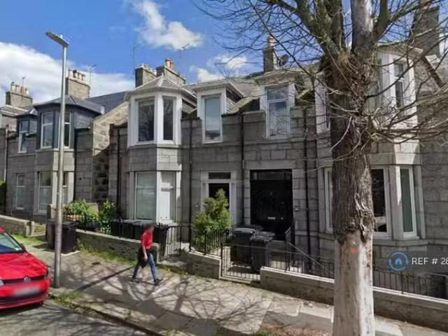 Rental! 1 BA 2 bedroom flat for rent in Sunnyside Road, Aberde.
