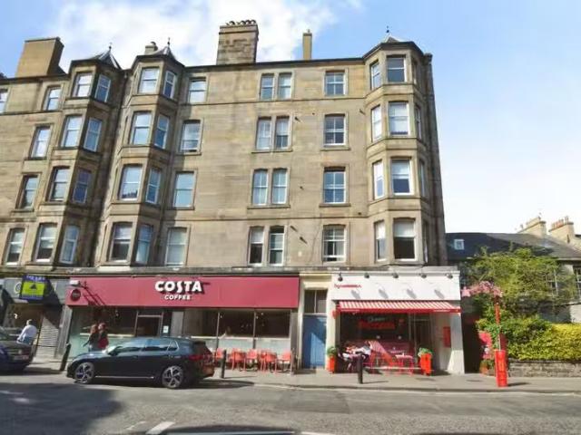 Cozy 1 BA 2 bedroom flat for rent in Raeburn Place, Edinburgh.
