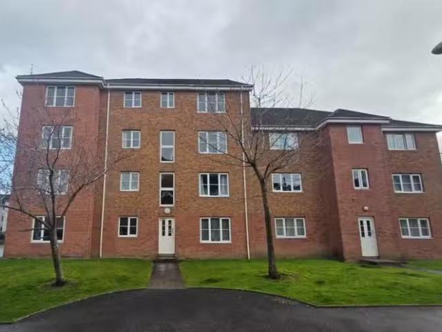 New 1 BA 2 bedroom flat for rent in Tullis Gardens, Glasgow, G40