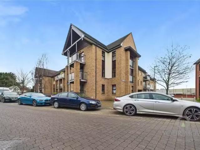 Just in! 1 BA 2 bedroom Flat to rent, Town Corner, Northampton.