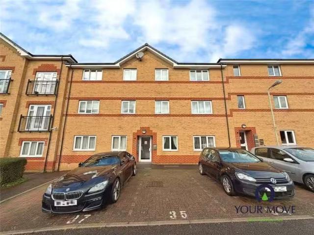 For Rent! 1 BA 2 bedroom Flat to rent, Richmond Meech Drive, K.