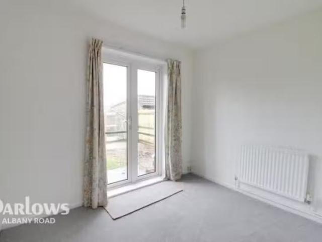 Cozy 1 BA 2 bedroom semi detached bungalow for rent in Pendrag.
