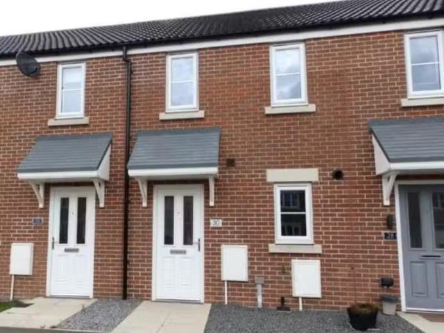 Rental! 1 BA 2 bedroom terraced house for rent in Brickside Wa.
