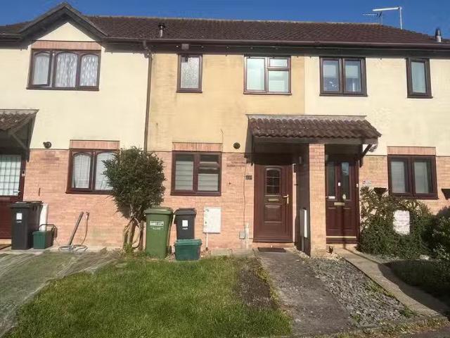 Cozy 1 BA 2 bedroom terraced house for rent in Cooks Close, Br.