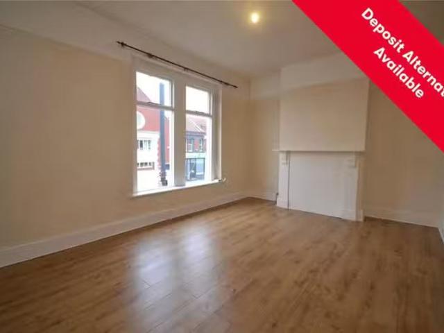 For Rent! 1 BA 2 bedroom terraced house for rent in Gloucester.