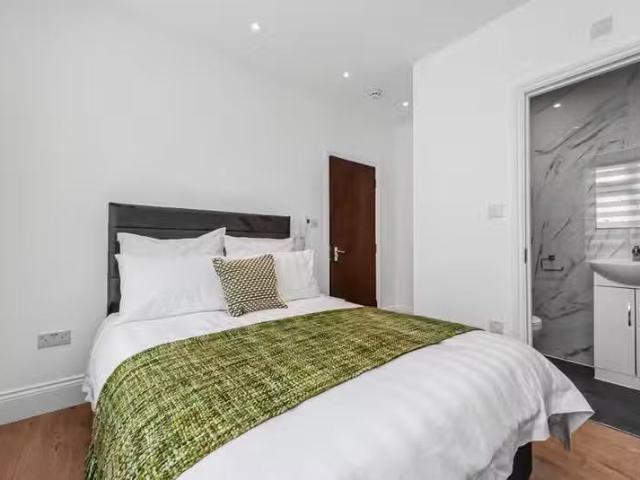 Charming 1 BA House share for rent in Eastern Avenue, Redbridg.