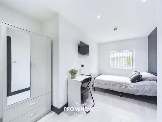Cozy 1 BA Studio flat for rent in Ansty Road, Wyken, Coventry.