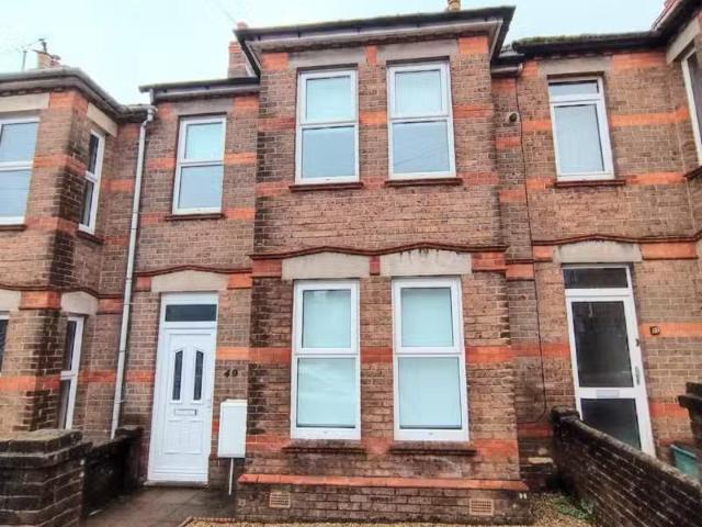 Unique 1 BA Studio flat for rent in Damers Road, DORCHESTER, DT1