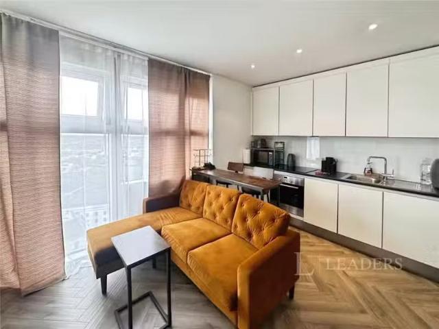 For Rent! 1 BA Studio flat for rent in The Cube West 197, Whar.