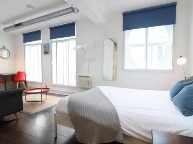 Nice 1 BA Studio flat for rent in The Guildhall Tavern 5, Gu.