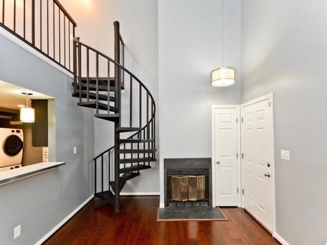 Cozy 1 Bed Bath Condo in Bowie
