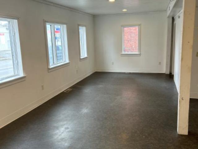 Cozy 1 Bed Bath Apartment in Madison | Available 0