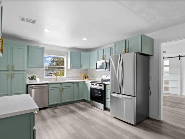 Cozy 1 Bed Bath Furnished Room for Rent in Melbou