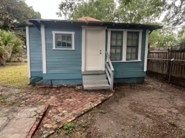 Cozy 1 Bed Bath Home in San Antonio_Available June
