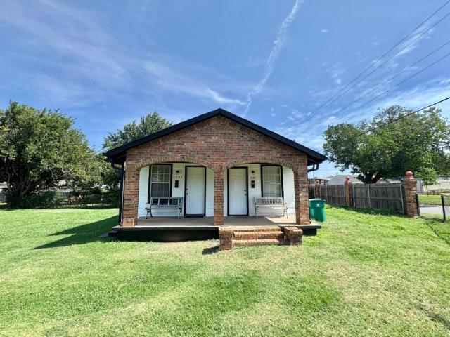 Cozy 1 Bed Bath Single Family Duplex in Oklahoma C