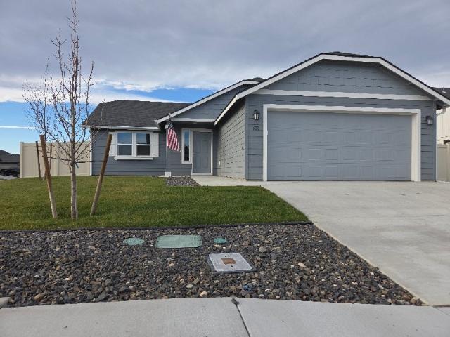 Cozy 1 Bed Bath Room in Grandview