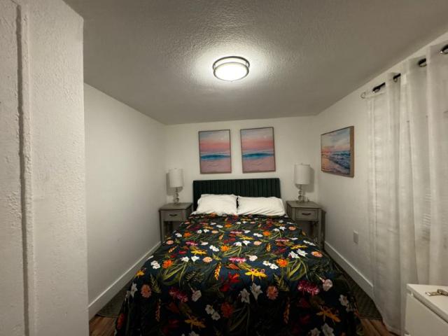 Cozy 1 Bed Bath Room in Miami Multi_Family Home_$