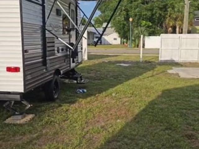 Cozy 1 Bed Bath Room in Sarasota | Available 6 |